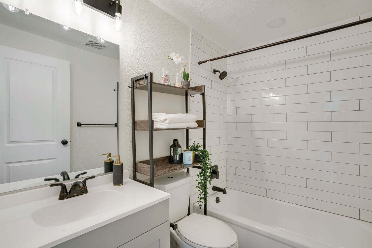 The Iris Case Study – Vareco